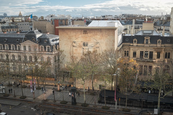 Terres Rouges, Restoration Hardware